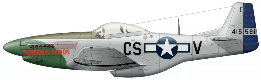 «Мустанг» P-51D-15 (серыйны нумар 44-15521, бартавы код «CS-V») са складу 370-й эскадрыллі 359-й знішчальнай авіягрупы ВПС ЗША. Звычайна на ім лётаў іншы пілот, але 15 сакавіка 1945 года яго ўзяў капітан Райманд Уэтмор