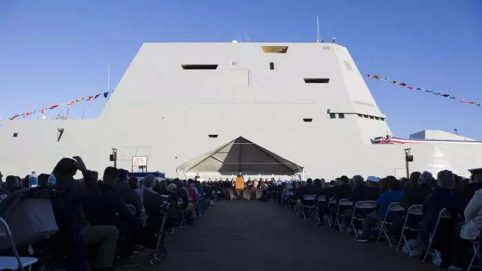 Mission Squaded Zumwalt ส่งกองทัพเรือสหรัฐฯ