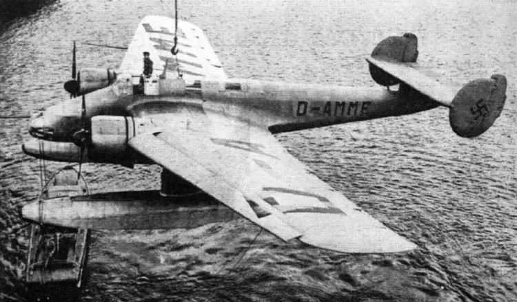 Eksperimentaalne Float Seaplane HA 140 V3