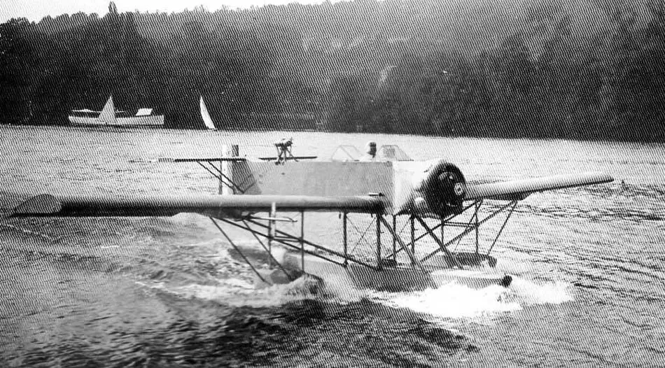 Erfarne flyte seaplane besson mb-411