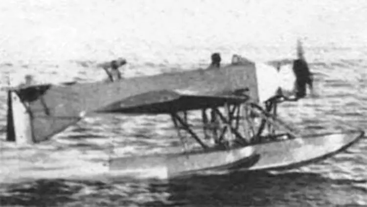 Iskusni plutajući seanplane Besson MB-411