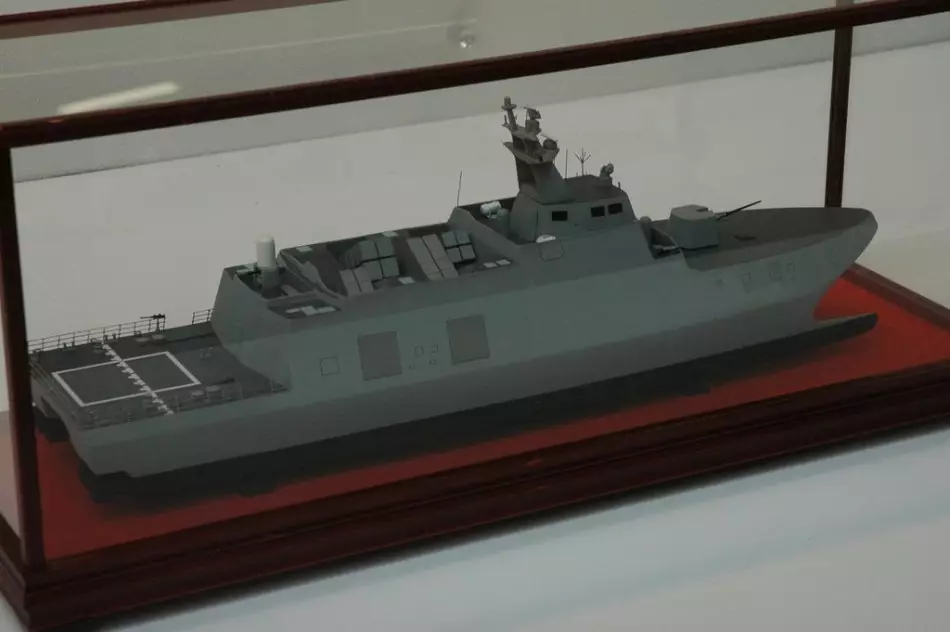 Perspectiva Taiwanés Stellles-Corvette Tipo Hsun Hai