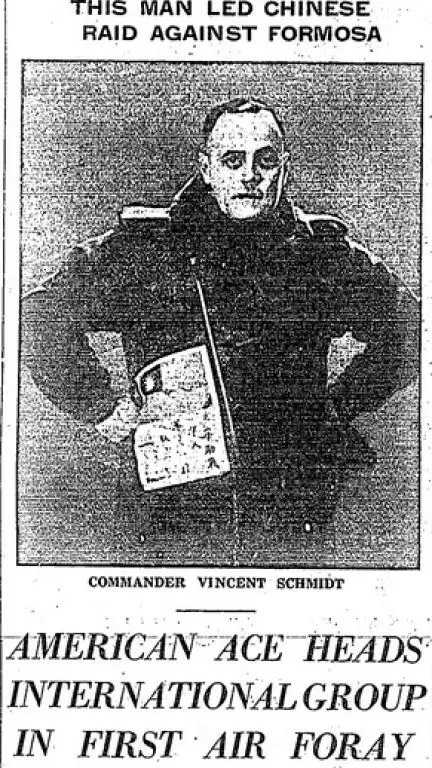 Formozonun düşməsinin səhvən beynəlxalq Schmidt qrupuna aid olduğu 25 fevral 1938-ci il tarixli olan Mərkəzi Hong Kong qəzetinin taraması. Yandex kolleksiyasından şəkil.