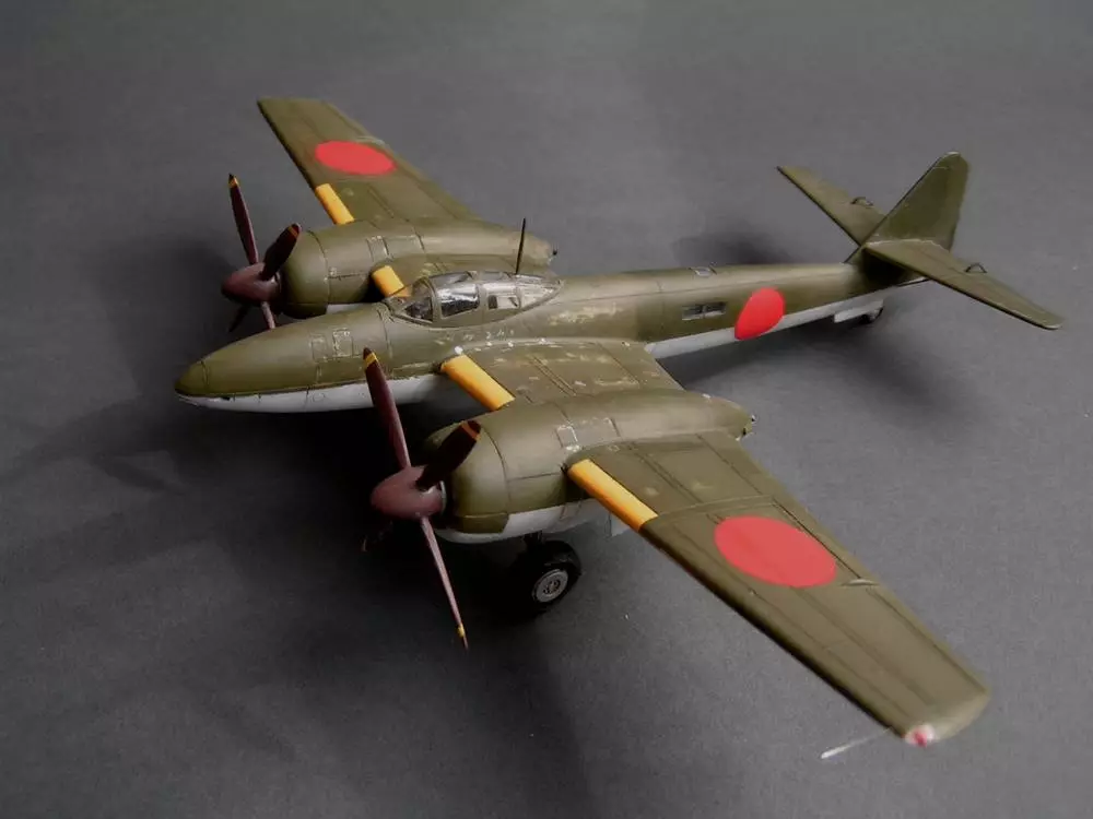 Masterpiece mhux mistennija Samurai. Fighter Fortion Mitsubishi Ki-83