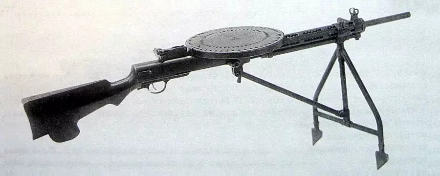 7,62-mm magna manwali ta 'esperjenza ta' Degtyarev, 1925