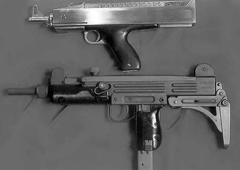 John L. Hill Machine Gun H15 (øverst) og Gun-Ultrasound Machine Gun (under)