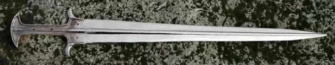 Sword Type G, hita ao amin'ny Acropolis Michenary. Halavany 45 cm.