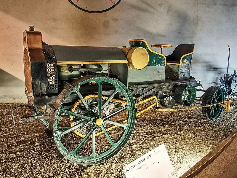 Halen, traktör filtresi Maunitsa Maunitsa Müzesi'nde tutulur.