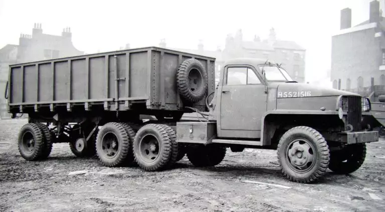 Hjól í seinni heimsstyrjöldinni. Legendary Studebaker.