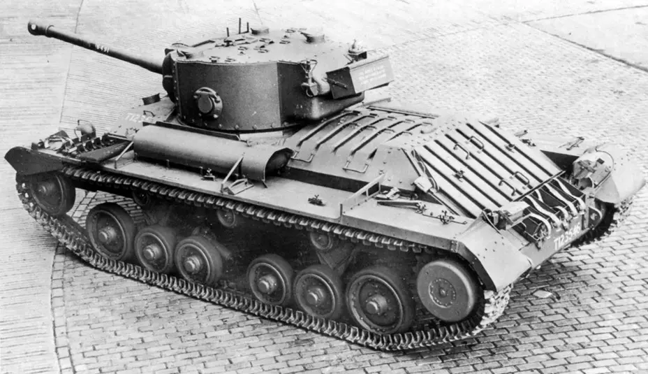 Cov tib tank li nyob rau hauv thawj daim duab, rear saib-laug