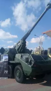 Exposición de armas Kiev 2019 outono