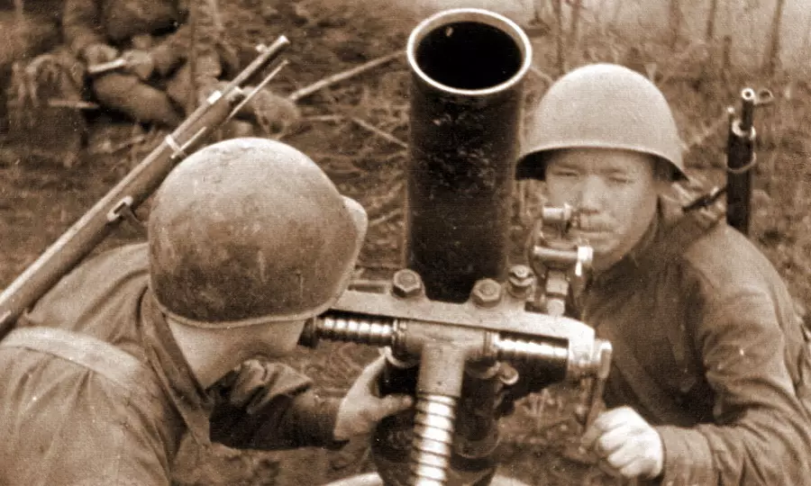 Gunner ya chokaa 120-mm regimental ya Mfano wa 1938