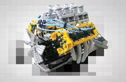 Plastični motor