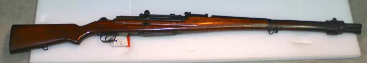 Rifle pemuatan sendiri S.KH. Bang. Foto ForgottenWeapons.com