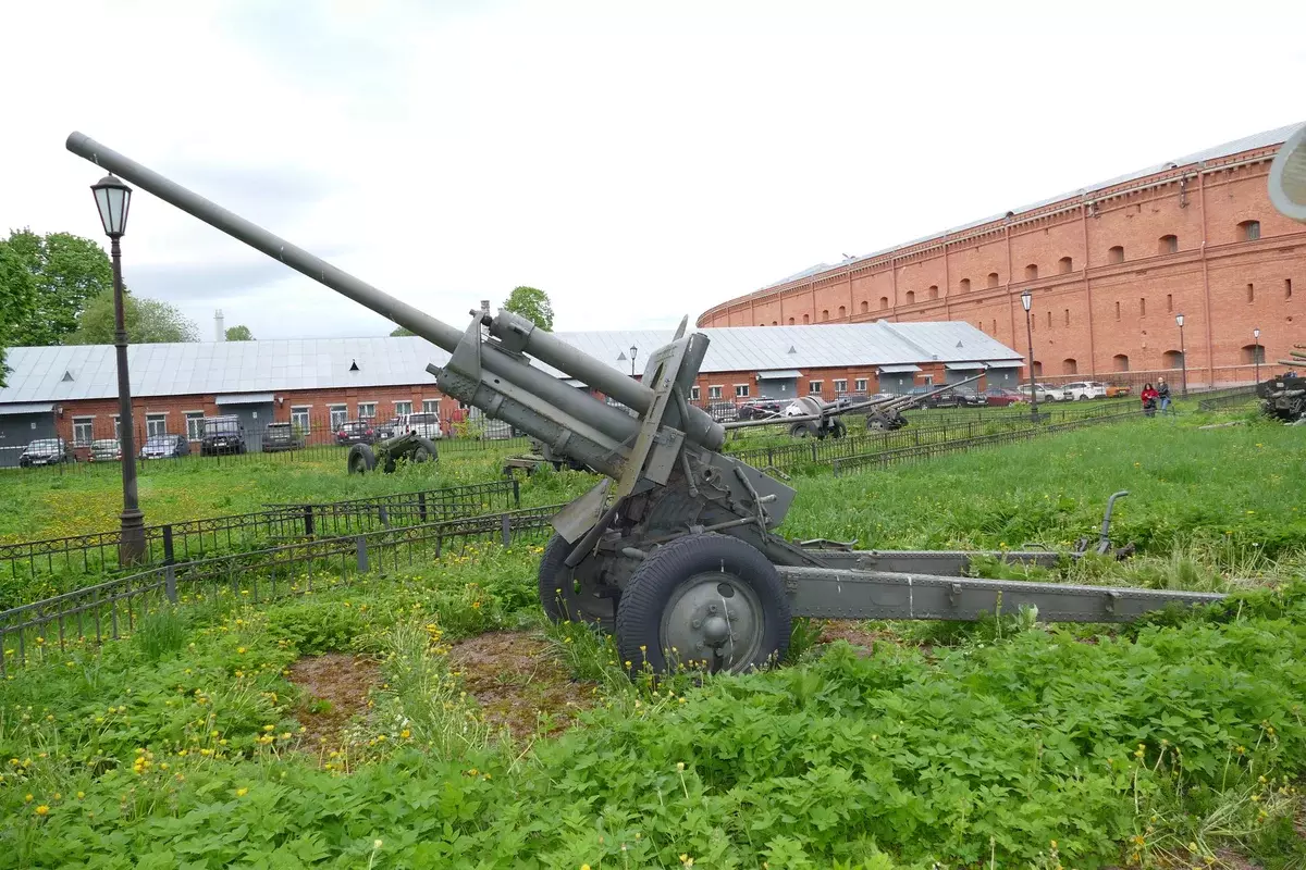 85 mm Podjela Gun F-7, pokušaj