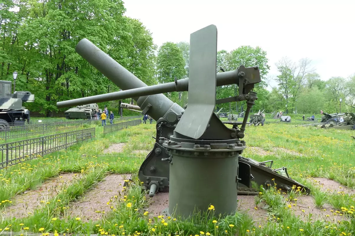 Rarament grabs hawn. Waħda mir-raritajiet - 57 mm gun kostali tas-sistema Nordnelża