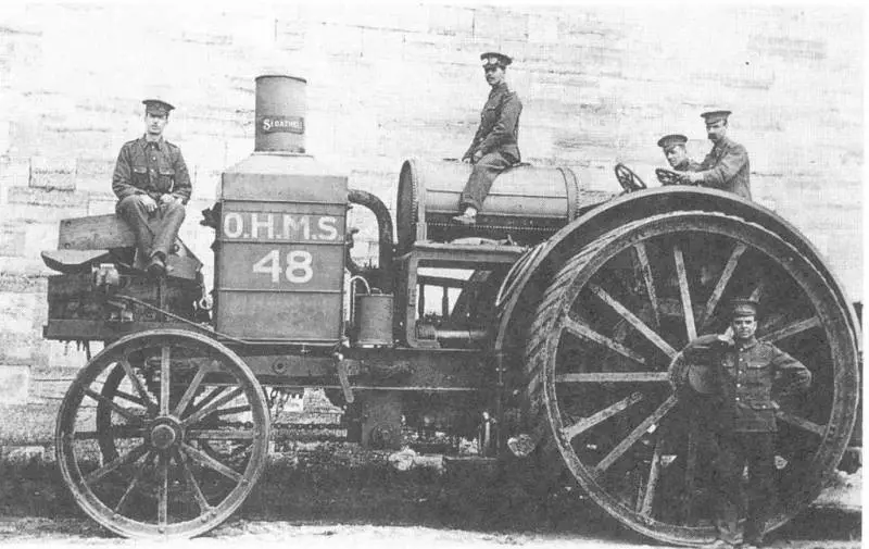 Foster-daimler Trakter an der ursprénglecher Konfiguratioun. Photo Landschaft.Activboard.com