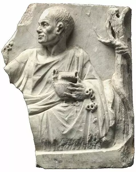 Procijenjeni portret Horace od drevnog rimskog reljefa (javne domene, Wikimedia)