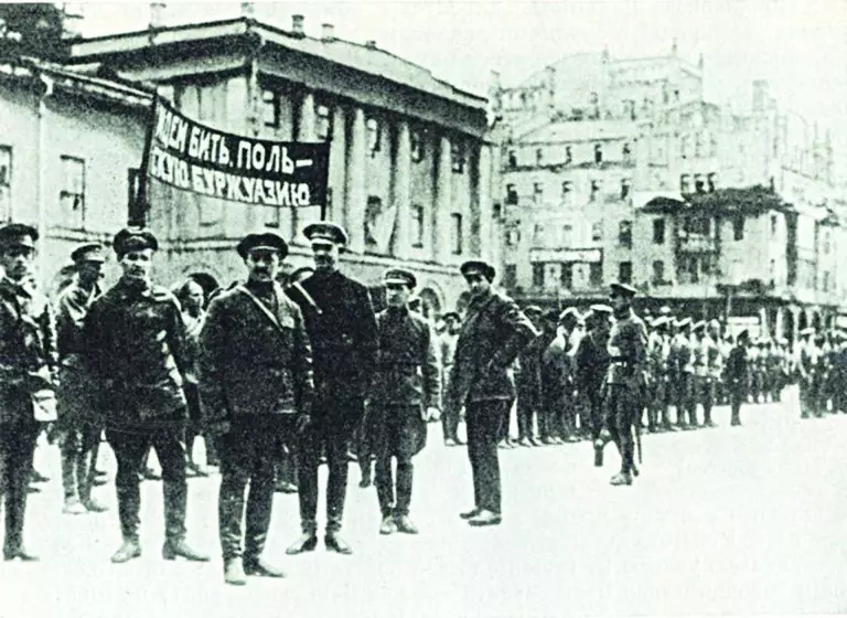 Ang tagumpay ng sosyalistang rebolusyon sa Europa. Roter Morgen. Bahagi 1. Hungarian Revolution.