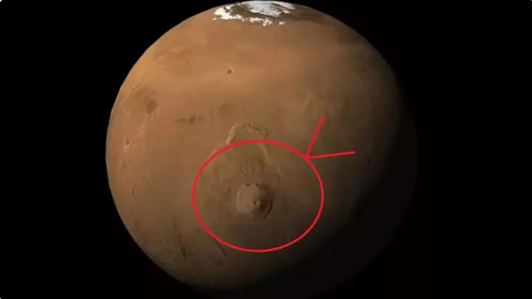 چرا مریخ شروع به فوران آتشفشان کرد، زمانی که سیاره یخ زده و هسته سرد است
