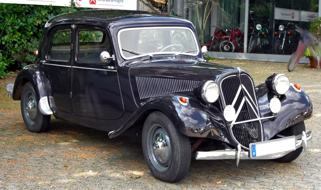 Sekta ya Auto ya Georgia katika MGK (Citroen Plant)