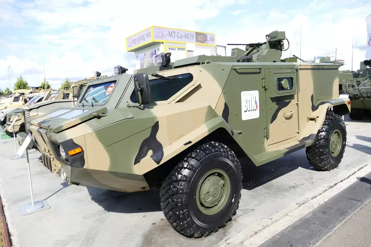 Longue recherche des transferts de BRDM-2, en conséquence, l'initiative d'apparition de la nouvelle génération BRDM-2. Et pourquoi personne n'est surpris?