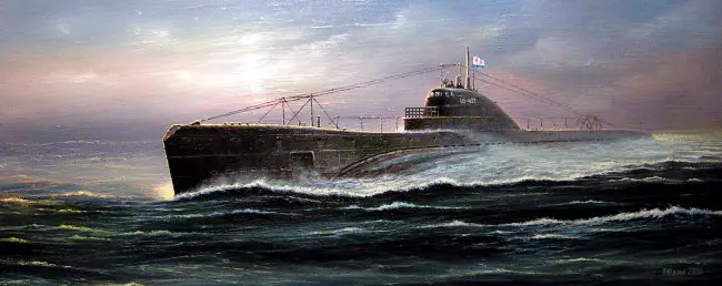 Kirov နွေ ဦး ။ သုံးဆယ်၏ရေငုပ်သင်္ဘော