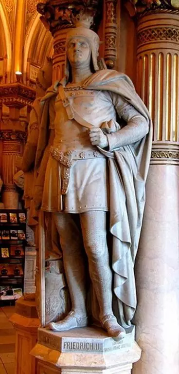 Frederick II Babenberg. Άγαλμα από το στρατιωτικό ιστορικό μουσείο στη Βιέννη ..Mons.wikimedia.org
