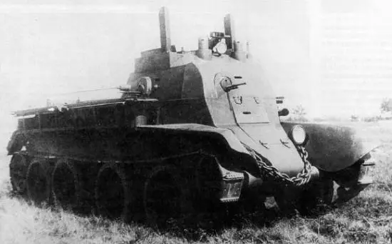 Komandir tankı KBT-7. SSRİ