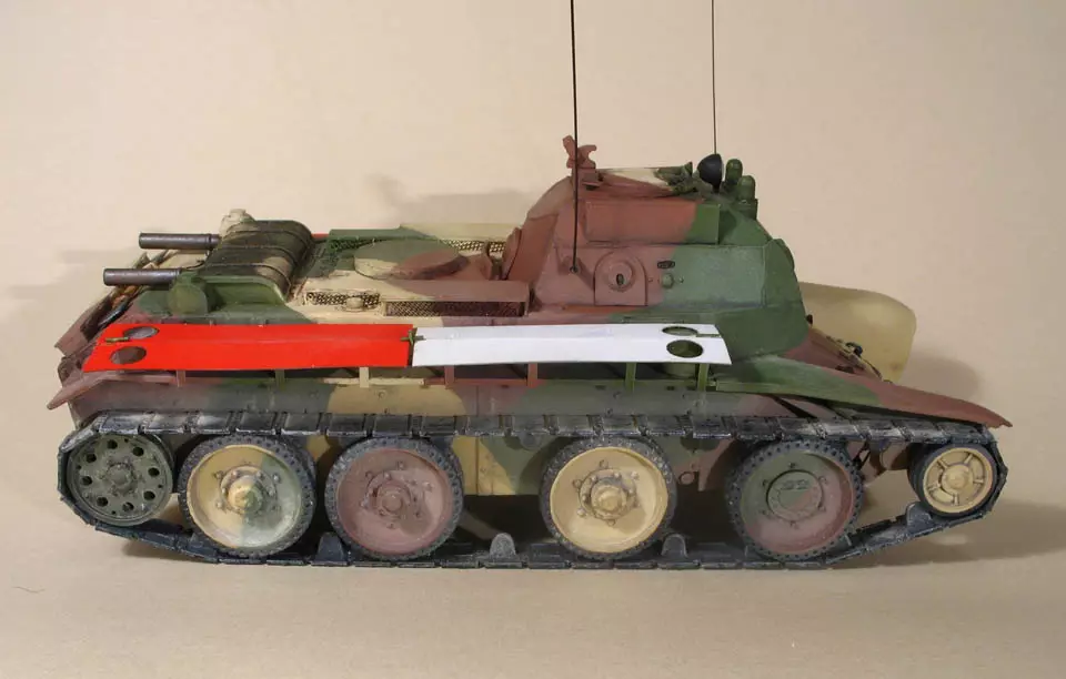 Kommandant Tank KBT-7. den USSR