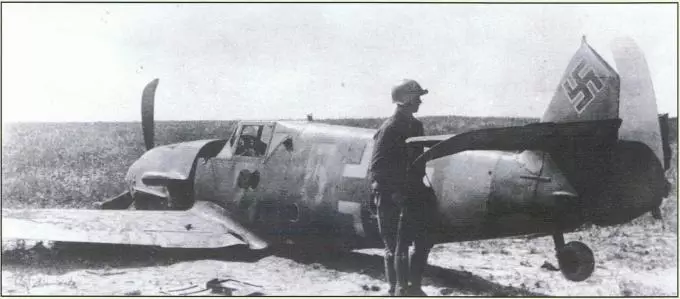 Messerschmitt Me 109 트로피 전투기. 27.