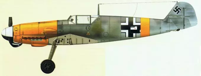 Messerschmitt Me 109 트로피 전투기. 27.