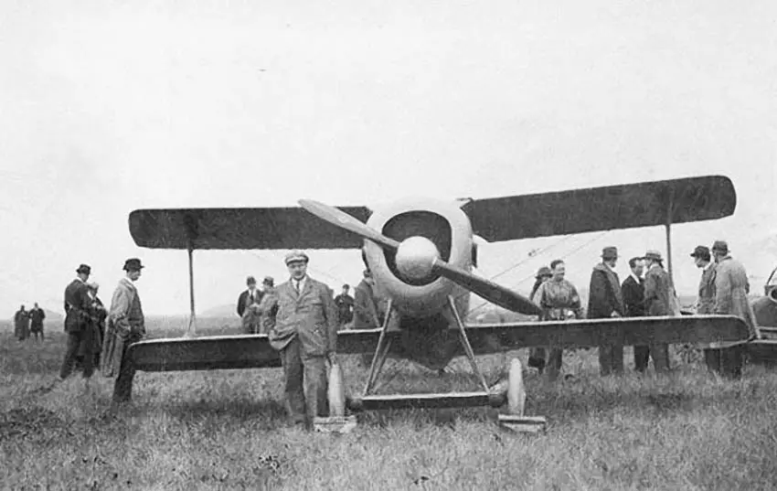 Record and racing aircraft S-XXBIS5