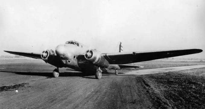 Va experimentar el bombarder de Drac Dragon Americà XB-21. USA