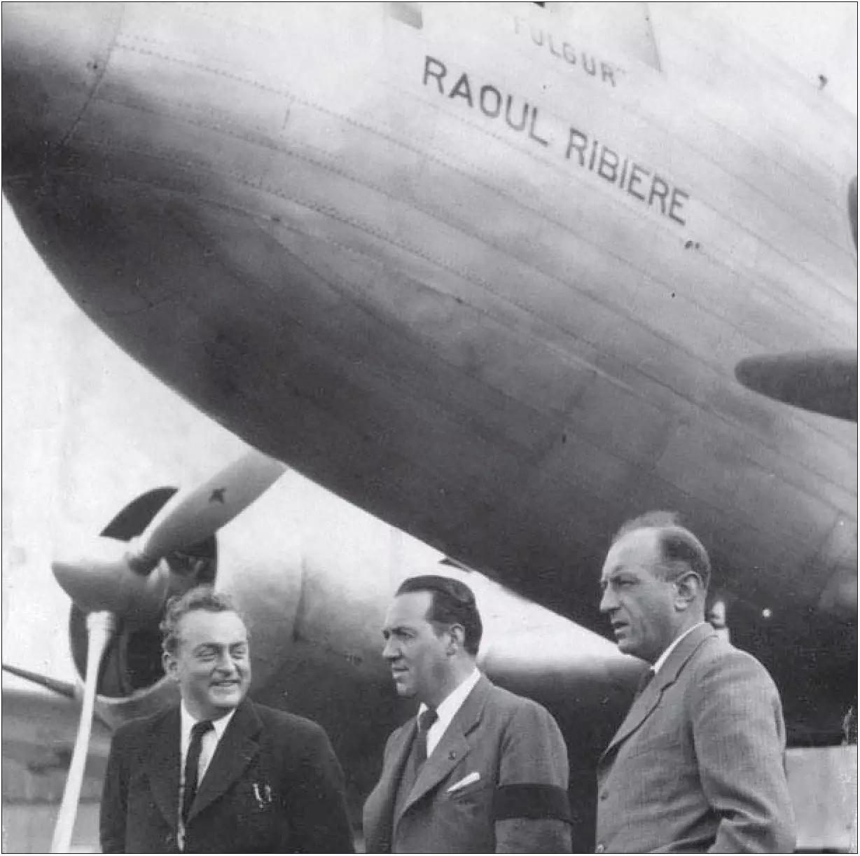 BREGUET 470 Raoul Ribière: Arna (vľavo), kód (Center) a lepidlo (CLAIS). Ak sa chcete zúčastniť na vzdušných miestach, lietadlo prešiel významnými zmenami