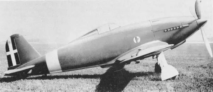 Fatería Fiat G.50V experimentada. Italia