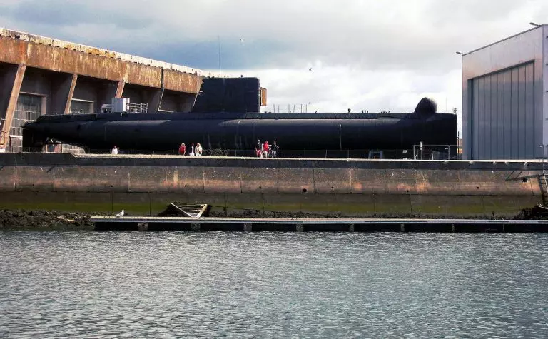 Floty głównych sojuszników USA NATO w latach 90-tych.