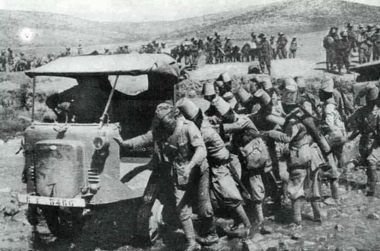 32 στο Abyssiniyarmy1919-1945. Org.pl.