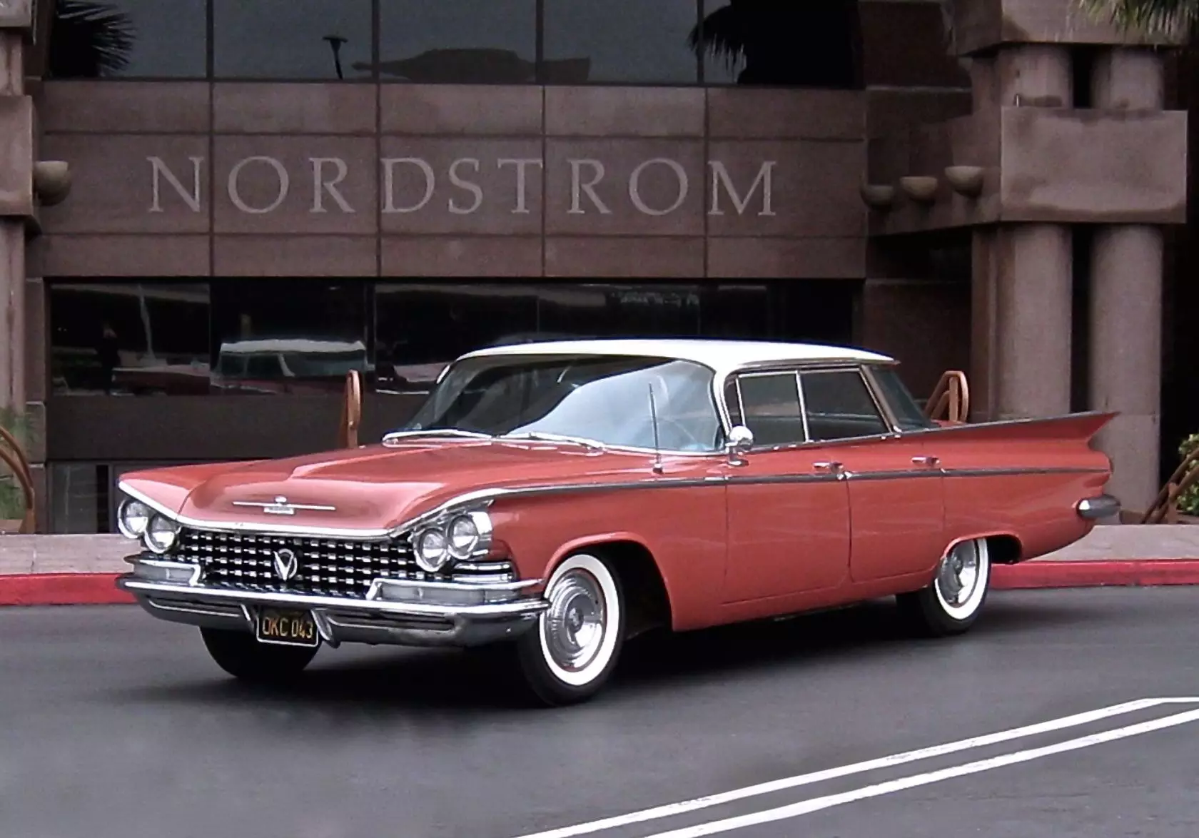 Buick Lesabre 1959 Ien fan 'e helderste fertsjintwurdigers fan' e FIN