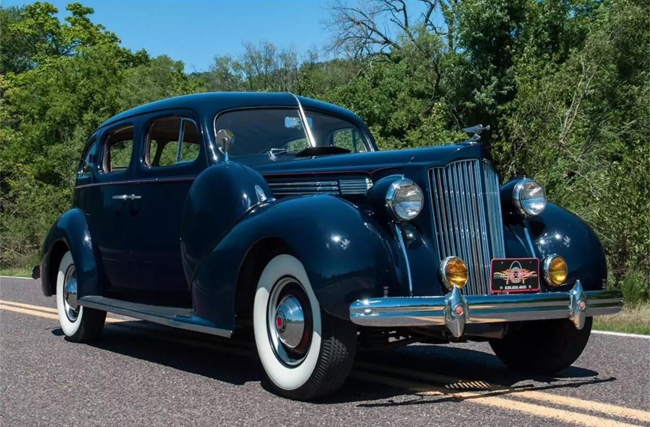 Packard delapan rilis 1938