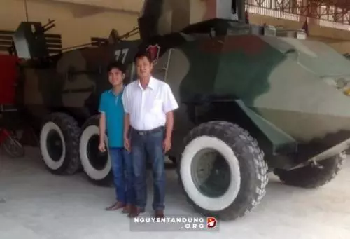 Portador de pessoal blindado cambojano