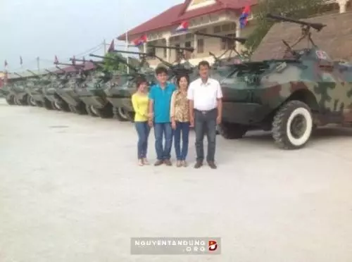 Portador de pessoal blindado cambojano