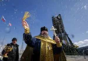 Rossiyaning raketa sanoatida qiyin vaziyatda: boshlang'ich rejasi yarmi bajarildi.