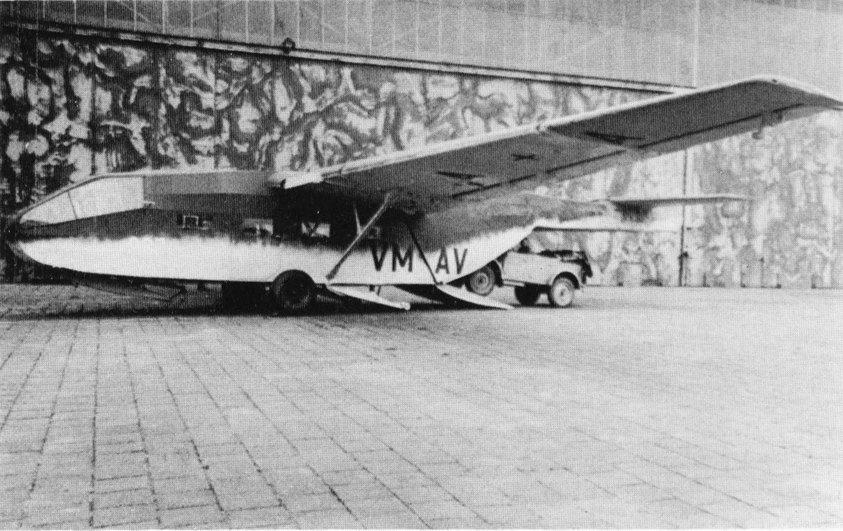 Riz. 101 GO 242 (VM AV) avec le fuselage central; vue de côté