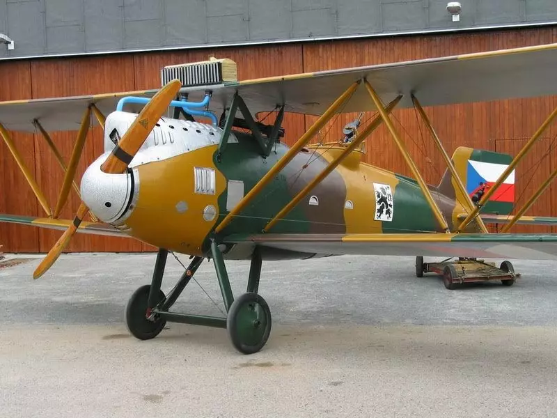 Palautettu valo Scout-Bomber Šmolík Š.2.16. Tšekkoslovakia.