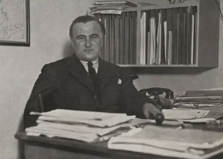 Insinööri Alois Schmolica, Shot 1933