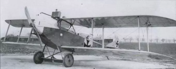 Ang mga gaan nga bomber ug pag-reconnaissance aircraft oeffag c.ii (52, 52.5). Austria-Hungary