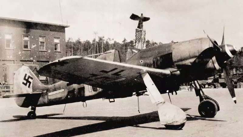 Hace 75 años en el aire cerca de Berlín ... 28208_3