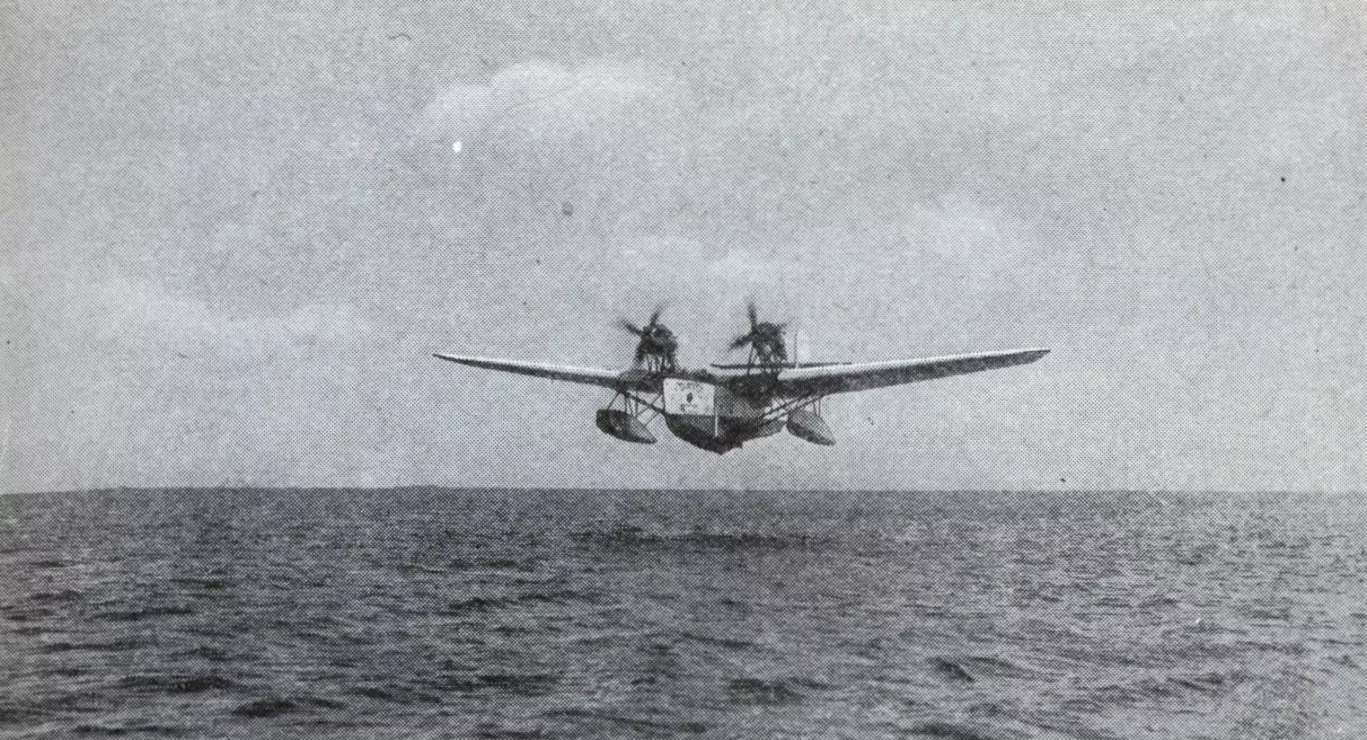 Rohrbach Rocco Flying Boat Shot. Porovnajte túto fotografiu s výkresom novej vložky a dávajte pozor na podobnosť riadkov.