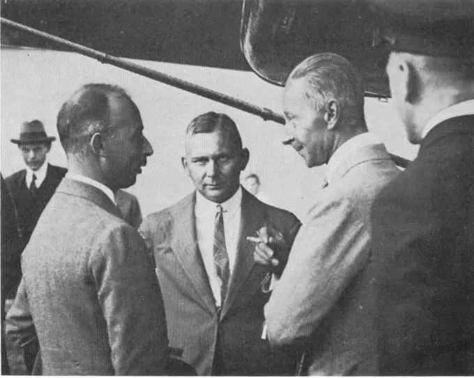 Sa memorya ng Pioneer of Aviation Adolf Rorbach at ng kanyang sasakyang panghimpapawid